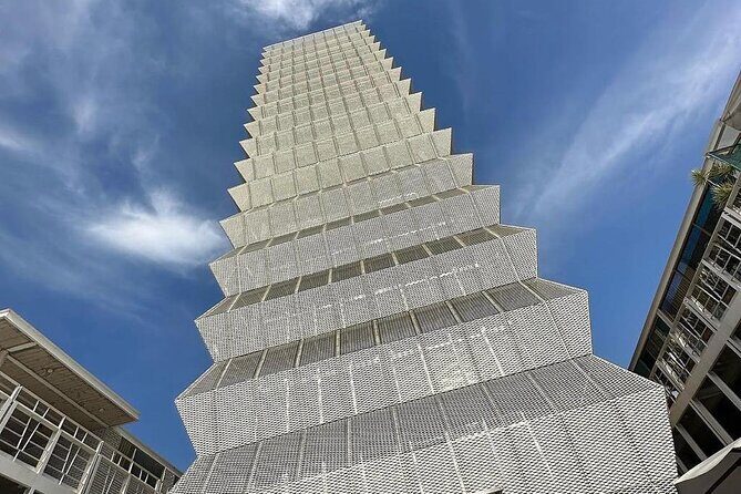 Architecture & Craft Beer at the trendiest area in Guadalajara - Authentic Guided Experience