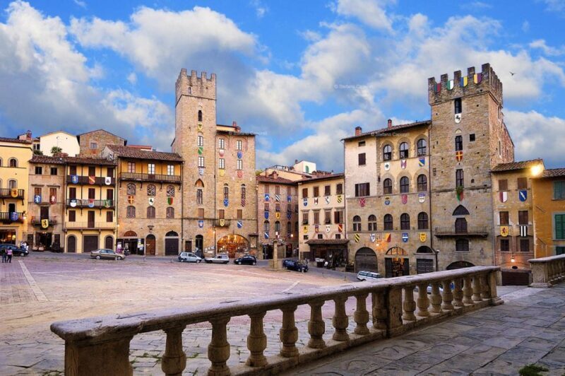 Arezzo: Private Walking Tour - The Historic Sites in Detail