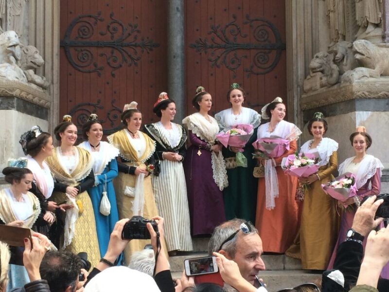 Arles: Art and History Walking Tour - Highlights from Real Reviews