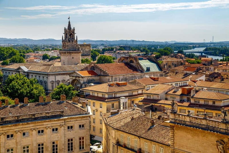 Arles: Express Walk with a Local - Comparing with Similar Experiences
