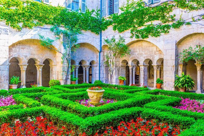 Arles, Les Baux and Saint-Remy villages Full Day Trip from Aix - Who Should Book This Tour?