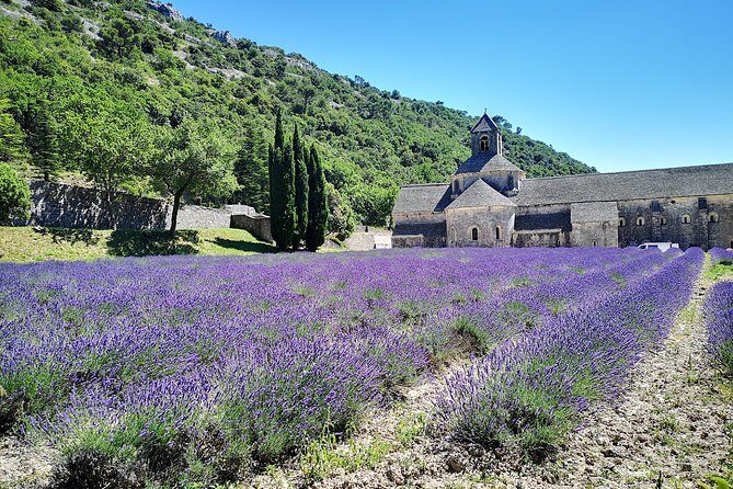 Arles Small groupe tour : Private Day Trip to Luberon Villages - Isle-sur-Sorgue: The Little Venice of Provence