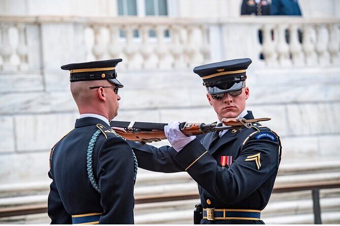 Arlington Cemetery Changing of the Guard (First Access) - A Detailed Look at the Arlington Cemetery Tour