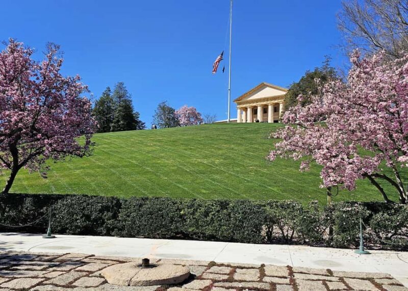 Arlington National Cemetery: 2.5 hour Guided Walking Tour - What to Expect on the Tour