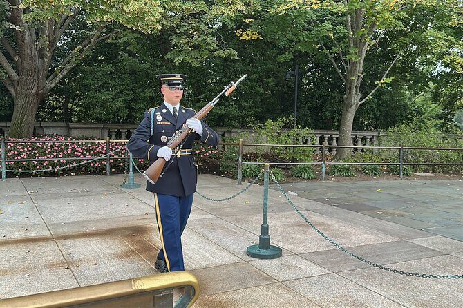 Arlington National Cemetery Changing of the Guards Guided Tour - FAQs