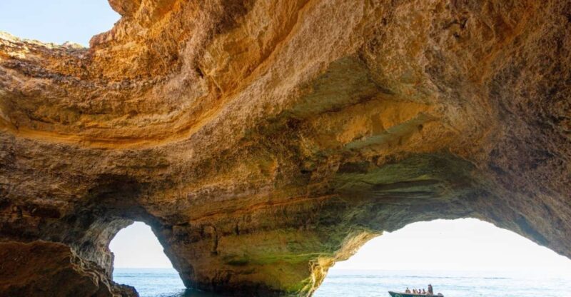Armação de Pêra: Benagil Caves and Secret Beaches Boat Trip - Why This Tour Works Well for Travelers