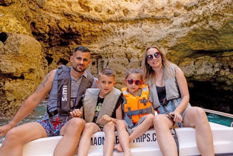 Armação de Pêra: Private Benagil Cave Tour - FAQs