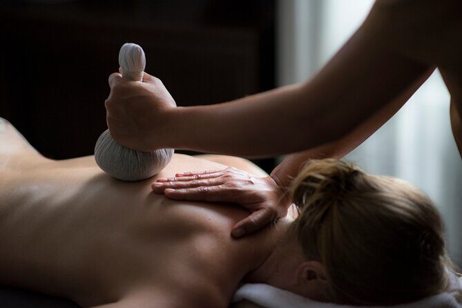 AROMATHERAPY MASSAGE 90 mins - Location and Accessibility