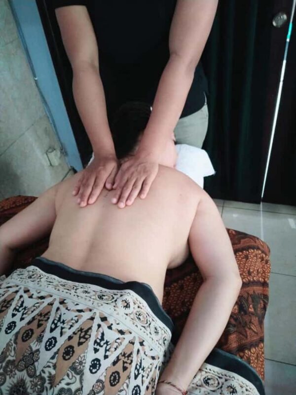 Aromatherapy Massage Sensation With Home Services - Authenticity and Quality: What Makes This Service Stand Out?