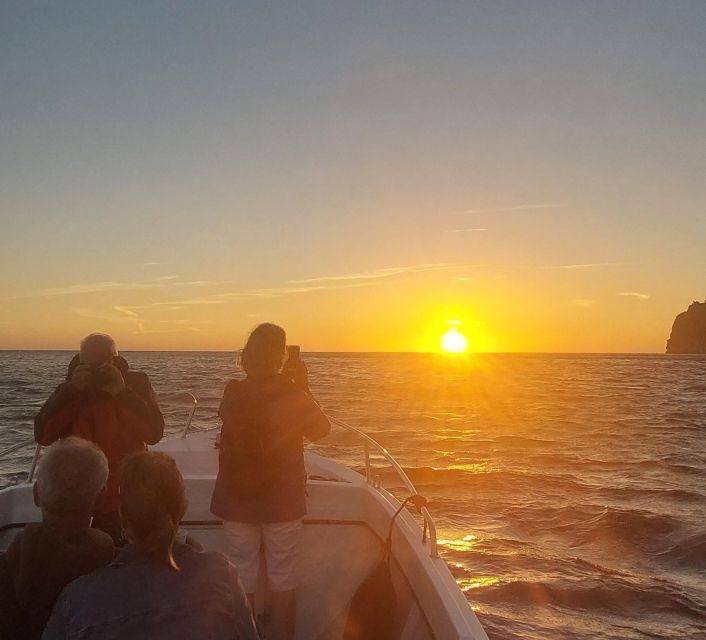 Arrábida Natural Park: sunset boat trip with regional drink. - Key Points