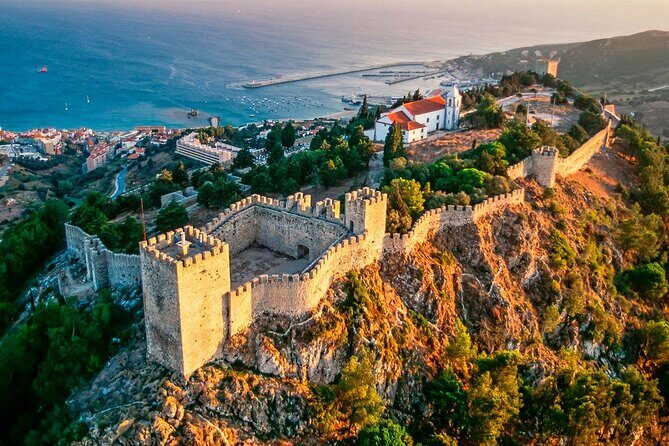 Arrábida-Palmela wine tasting, c/pick up hotel Private Tour - Transportation & Practical Considerations