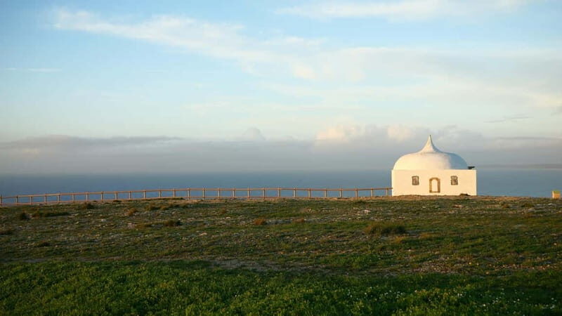 Arrábida & Sesimbra Day Trip: Wine Tasting, Nature & Beaches - The Jewel of Azeitão: Wine, Guided Tour, and Tasting