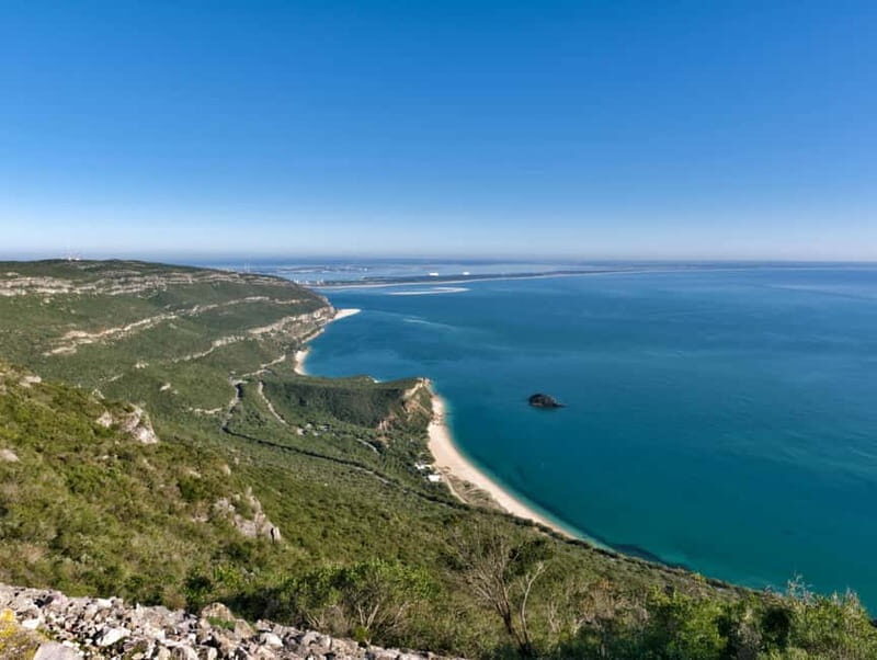 Arrábida & Sesimbra Day Trip: Wine Tasting, Nature & Beaches - Discovering Sesimbra: Coastal Charm and History