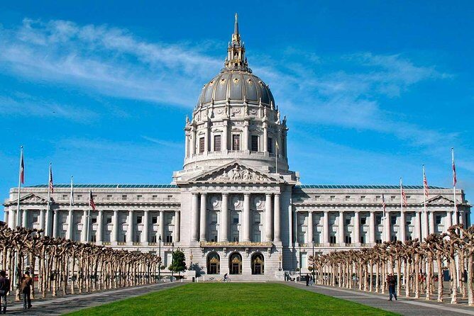 Arrival Private Transfer: Airport SFO to San Francisco in Luxury SUV - Why Choose a Private SFO to San Francisco Transfer?
