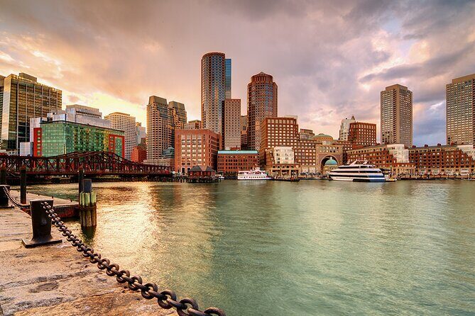 Arrival Private Transfer: Boston Airport BOS to Boston City in Luxury SUV - The Sum Up