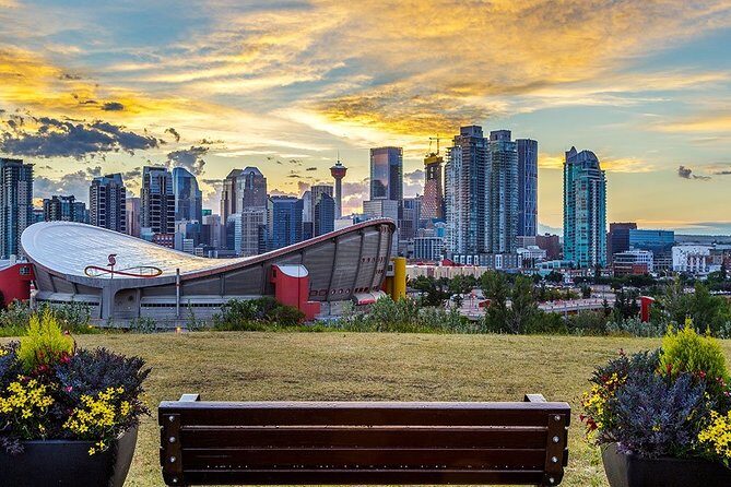 Arrival Private Transfer: Calgary Airport YYC to Calgary in Luxury SUV - A Thorough Breakdown: Why This Transfer Works