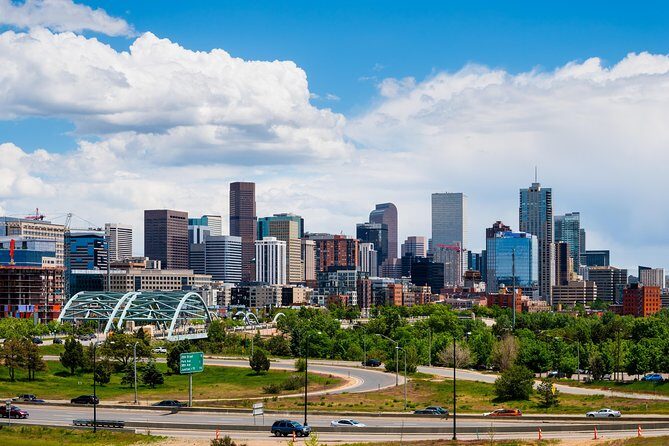 Arrival Private Transfer: Denver Airport DEN to Denver in Luxury Van - Key Points
