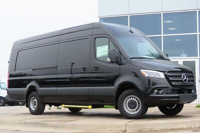 Arrival Private Transfer from Bergen Airport BGO to Bergen City by Minibus - Key Points
