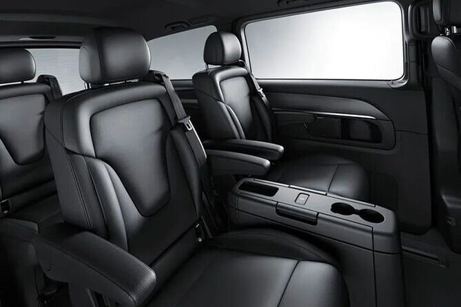 Arrival Private Transfer from Berlin Airport BER to Berlin City by Luxury Van - Key Points