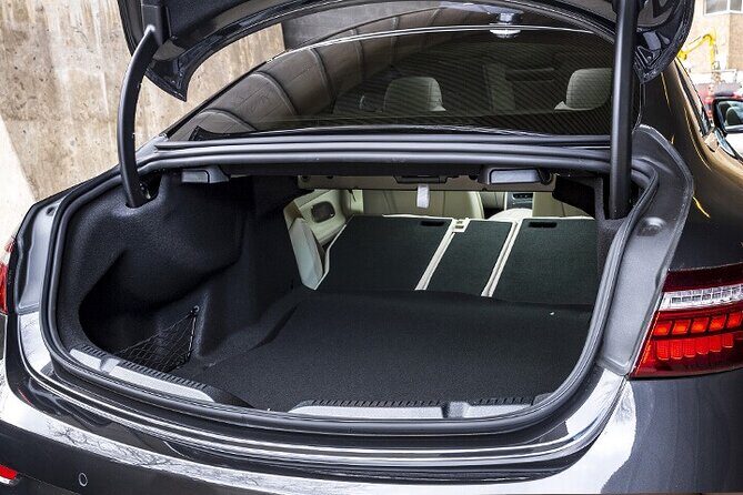 Arrival Private Transfer from Bilbao airport BIO to Bilbao City by Business Car - Authentic Experiences and Local Tips