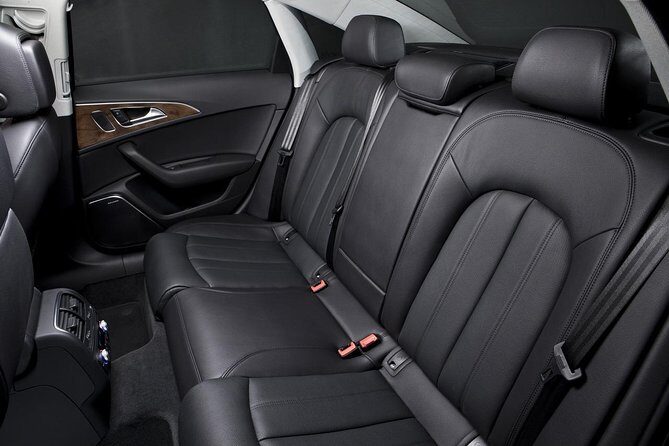 Arrival Transfer Chengdu Airport CTU to Chengdu by Luxury Sedan - What Makes This Transfer Stand Out?