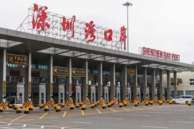 Arrival Transfer Hong Kong Kai Tak Port to Hong Kong by Minivan - Who Will Appreciate This Service?