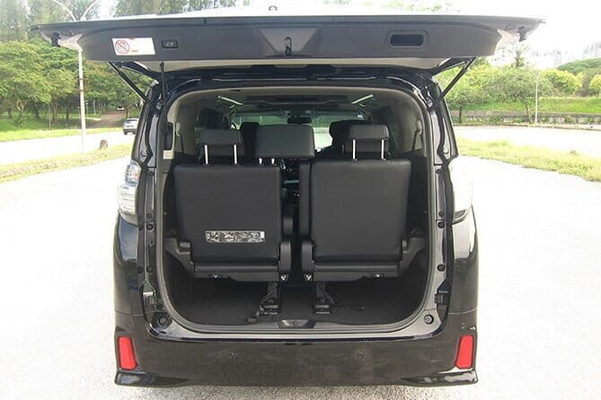 Arrival Transfer Hong Kong Kai Tak Port to Hong Kong by Minivan - Pricing and Value