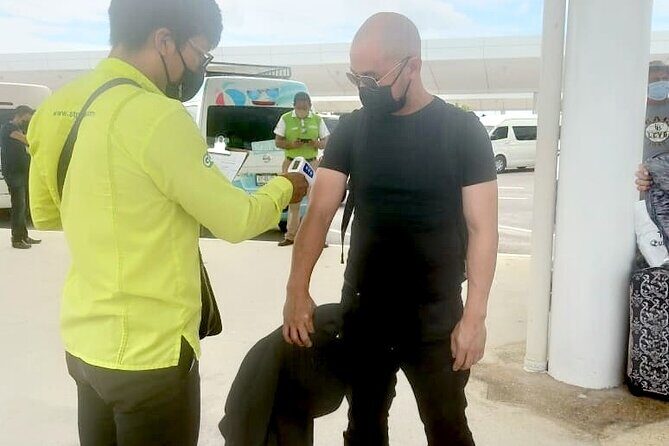 Arrivals by Private Minivan wi fi aboard from Cancun Airport - Authentic Experiences and Customer Feedback