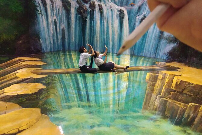 Art in Paradise Entry Ticket with Private Transfer - An In-Depth Look at the Art in Paradise Experience