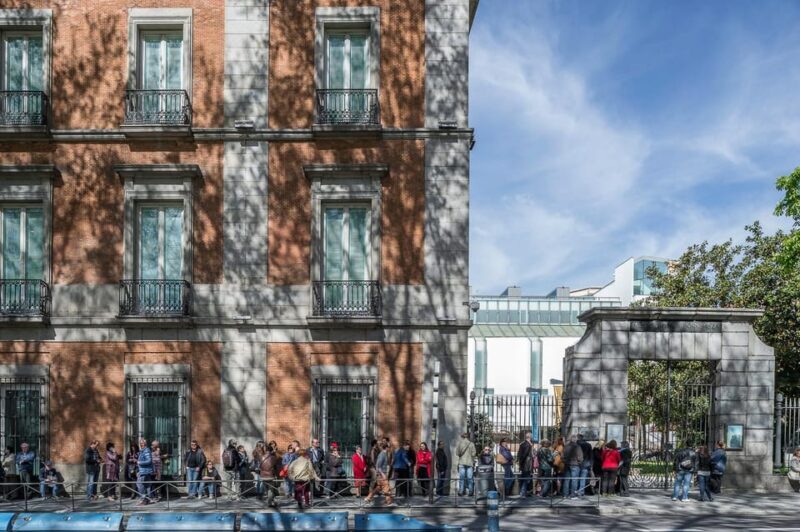 Art & Wine Experience: Thyssen Museum Tour & Wine Tasting - Who Will Love This Tour?