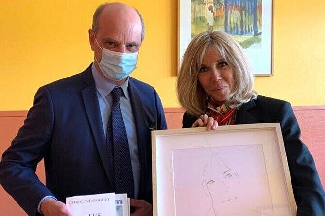 Artistic Immersion: Meet Franck SADOCK in his Studio - Comparing Value in Context
