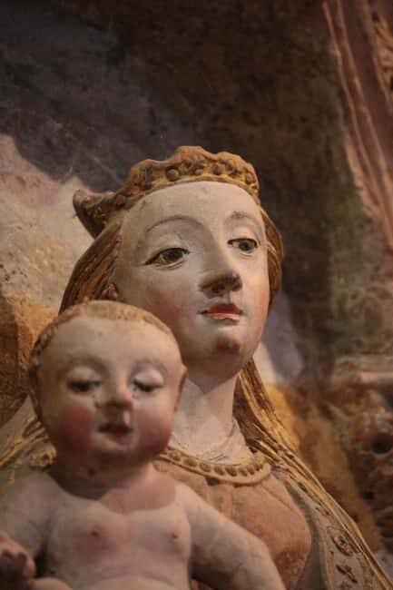 Artistic nativity scene in Vezzolano - Exploring the Vezzolano Artistic Nativity Scene Experience