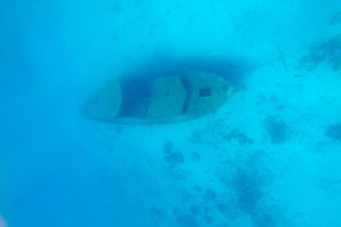 Aruba Element Private Boat Charter (After-Lounge) - FAQs