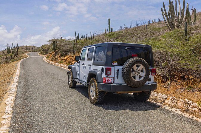 Aruba Private Jeep Tours With Exciting Attractions - Scenic Vistas and Water’s Edge Attractions