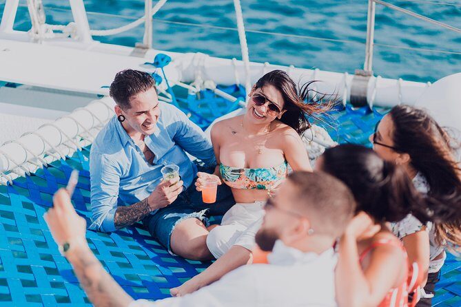 Aruba Sunset Cruise plus Seaside Dinner - The Experience in Detail