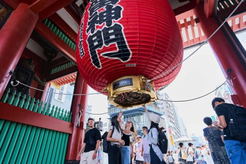 Asakusa: 2-Hour History Walking Tour & Local Food Tasting - Key Points