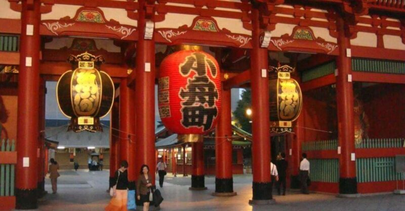 Asakusa: Tokyos #1 Family Food Tour - Exploring Asakusa’s Historic Streets and Hidden Corners