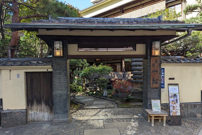 Asakusa: Traditional exquisite lunch after history tour - Whats Included and Whats Not