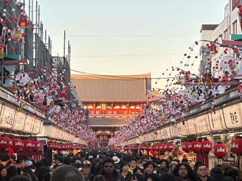 Asakusa:Local tour with Name-Engraved Chopsticks Gift - Key Points