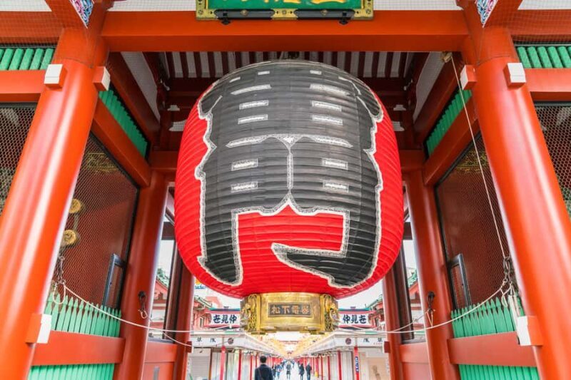 Asakusa:Local tour with Name-Engraved Chopsticks Gift - A Closer Look at the Asakusa Tour