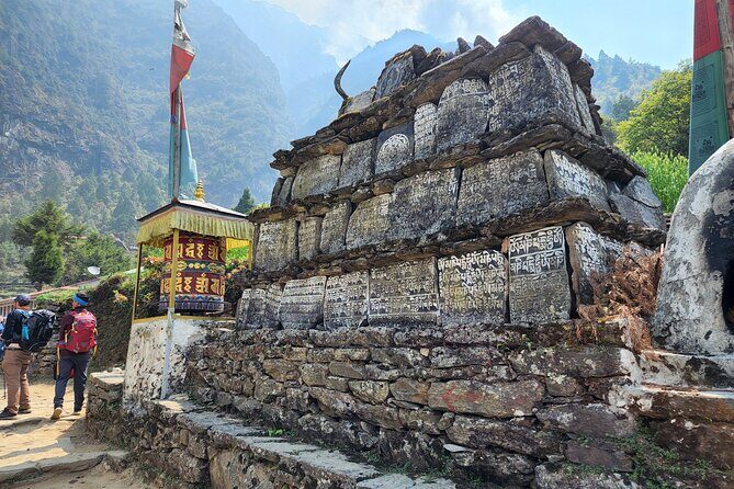 Ascend to the Summit of Mera Peak: A Scenic and Challenging Climbing Adventure - Key Points