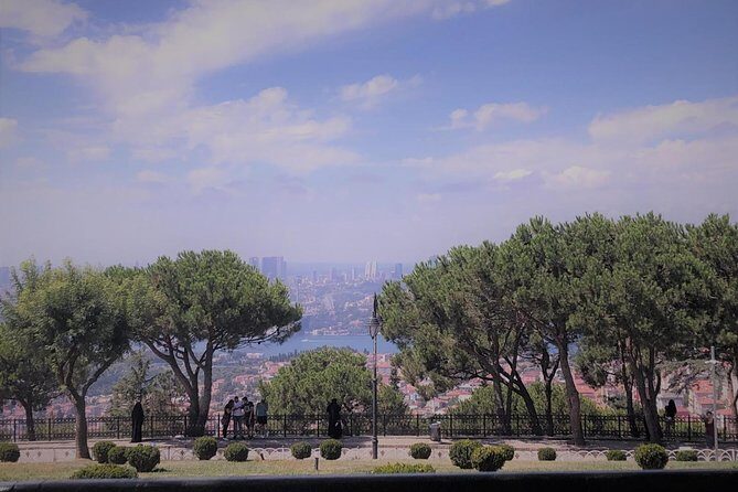 Asia-Europe with Bosphorus Full Day Inc.Museum fees and Lunch - Exploring Istanbul in One Day: A Detailed Look