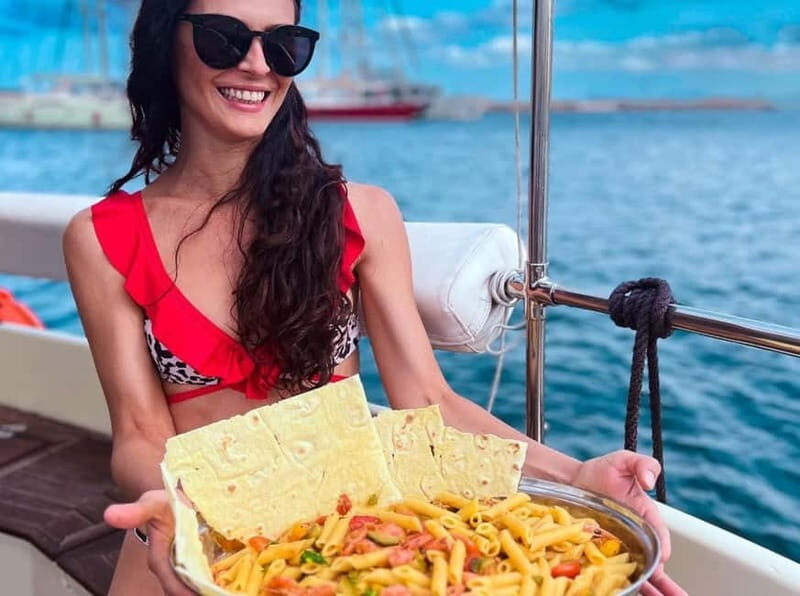 ASINARA: motorboat tour of the island park, aperitif, lunch on board. - FAQ