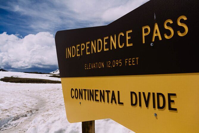 Aspen via Independence Pass Private Colorado Adventure Tour - Key Points