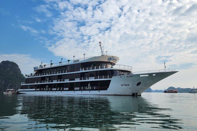 Aspira 5 Star Cruise: Ha Long & Lan Ha Bay 2 days and 1 Night - Introduction to the Experience
