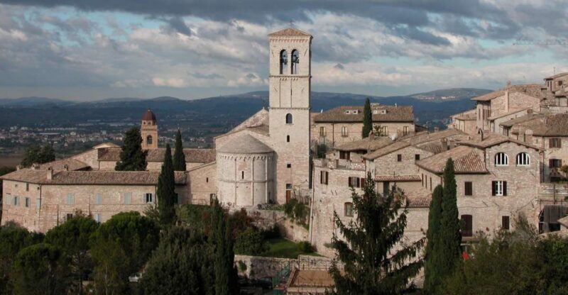 Assisi and Countryside Winery Private Tour from Rome - Lunch and Wine Tasting in the Countryside