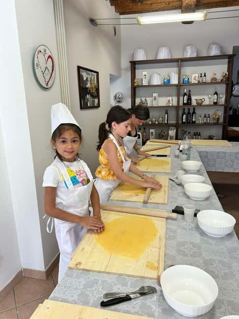 Assisi: Italian Desserts Class in Home-Style Cooking School - Authenticity and Local Flavor