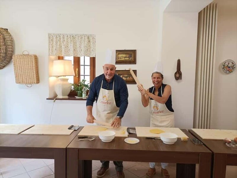 Assisi: Italian Sauce Cooking Class with Wine Tasting - Analyzing the Value