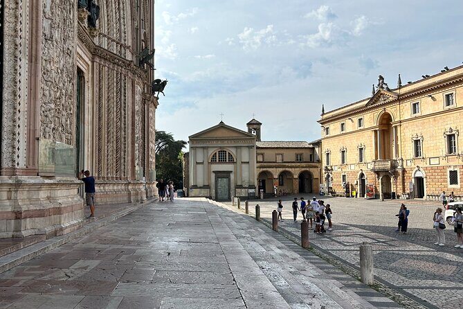 Assisi, Orvieto and Civita di Bagnoregio Full Day Tour from Rome - FAQs