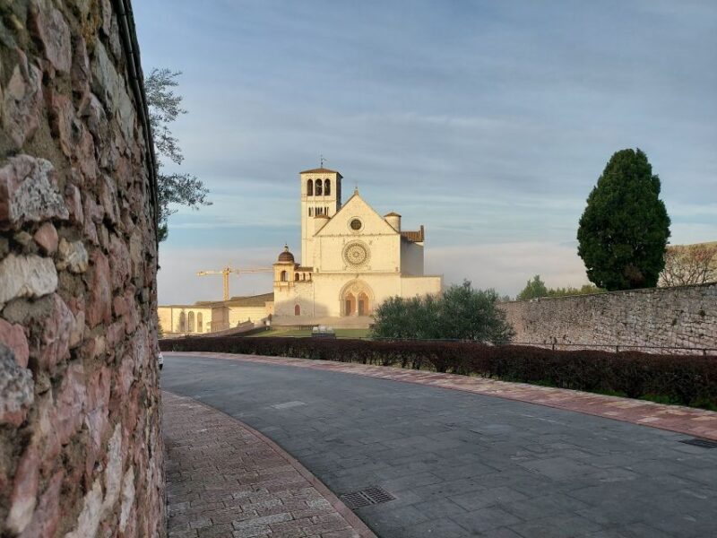 Assisi: Private Guided Tour of the Basilica of Saint Francis - Why Choose a Private Guided Tour?
